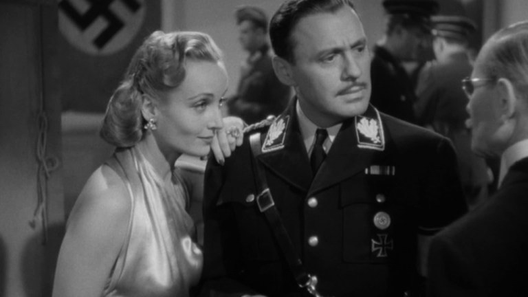To Be or Not To Be (1942) – Movie Musings